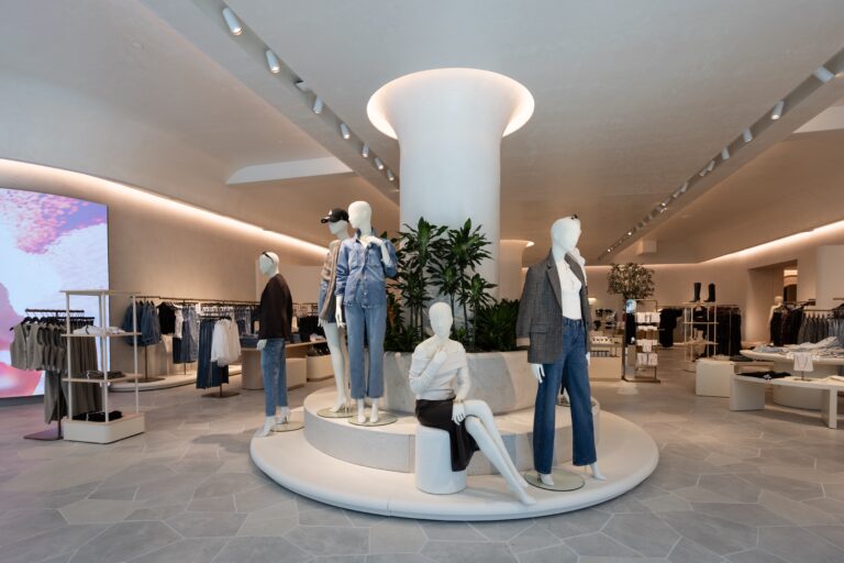 Dynamite unveils new flagship store at Royalmount | Groupe Dynamite